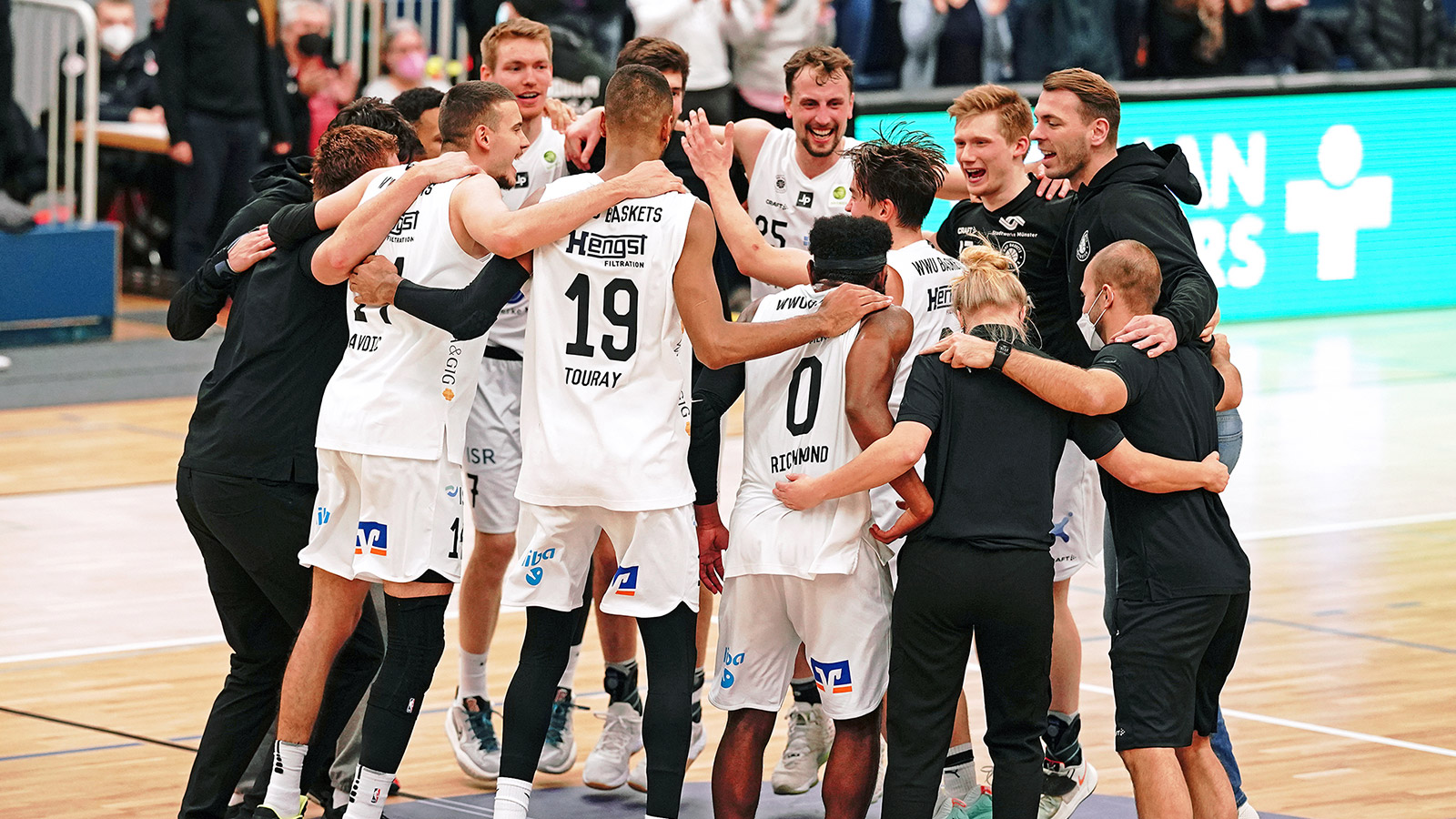 WWU Baskets steigen mit Wildcard in die ProA auf - Basketball NRW